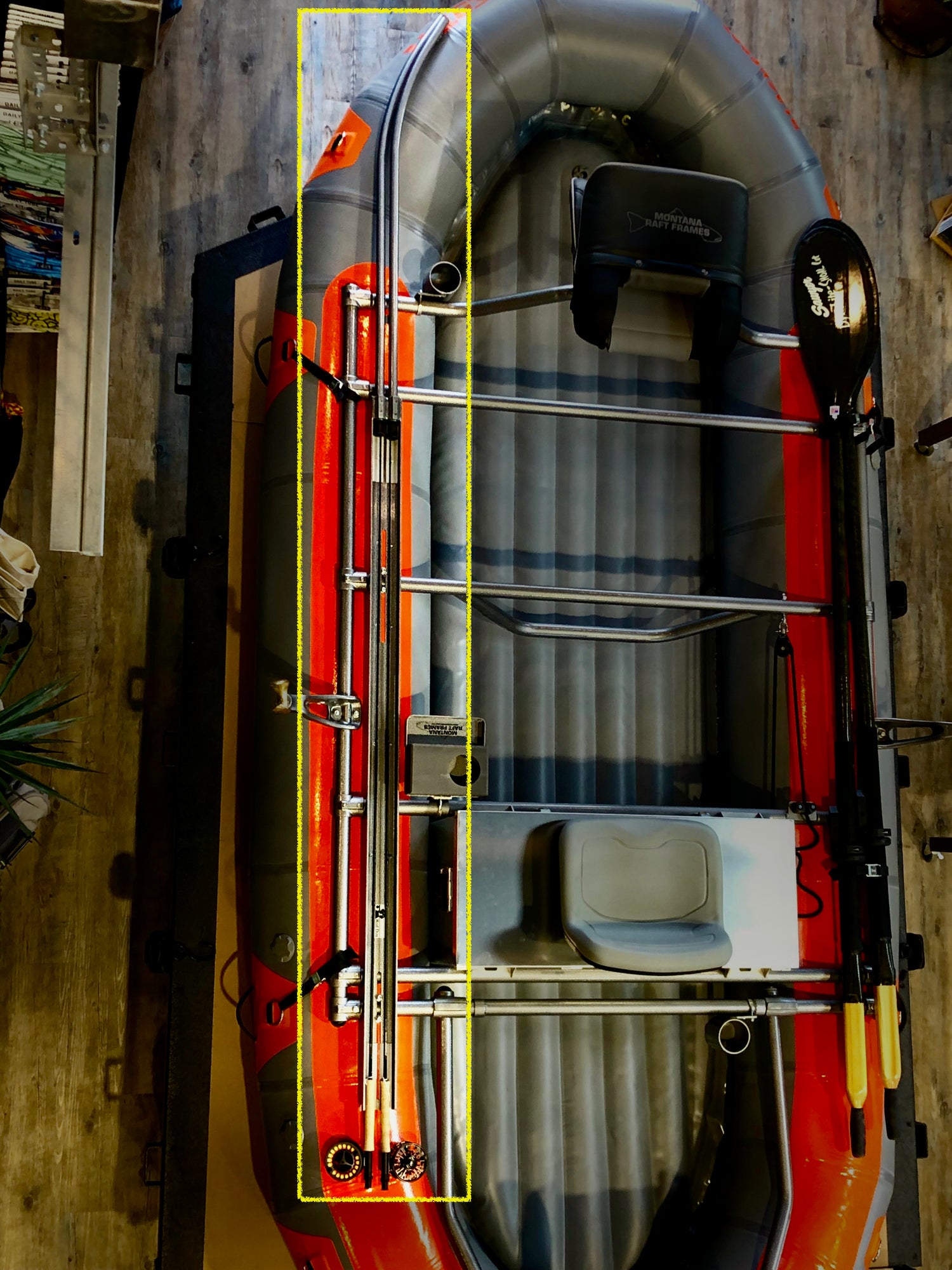 Montana Raft Frames Rod Dog Rod Holder - Powder Coated – Blackfoot ...